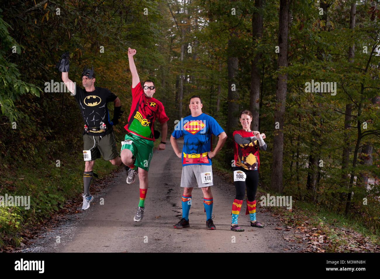 (From left) Army Sgts. 1st Class Jason Loveday, Eric Clontz and Steven ...