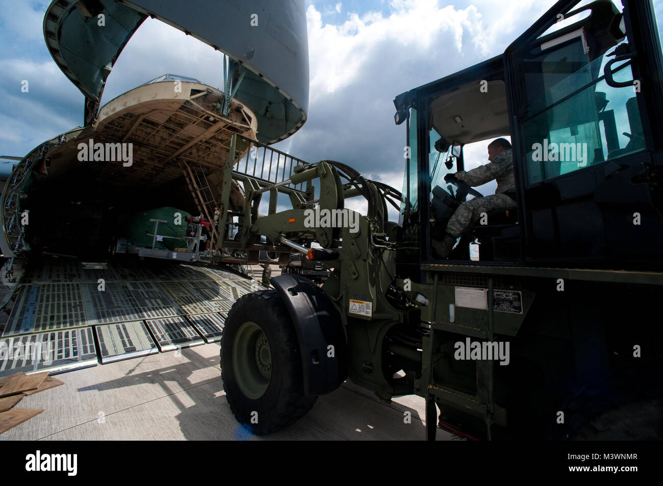 U.S. Air Force Senior Master Sgt. Paul Benson, A C-5 Loadmaster Advisor ...