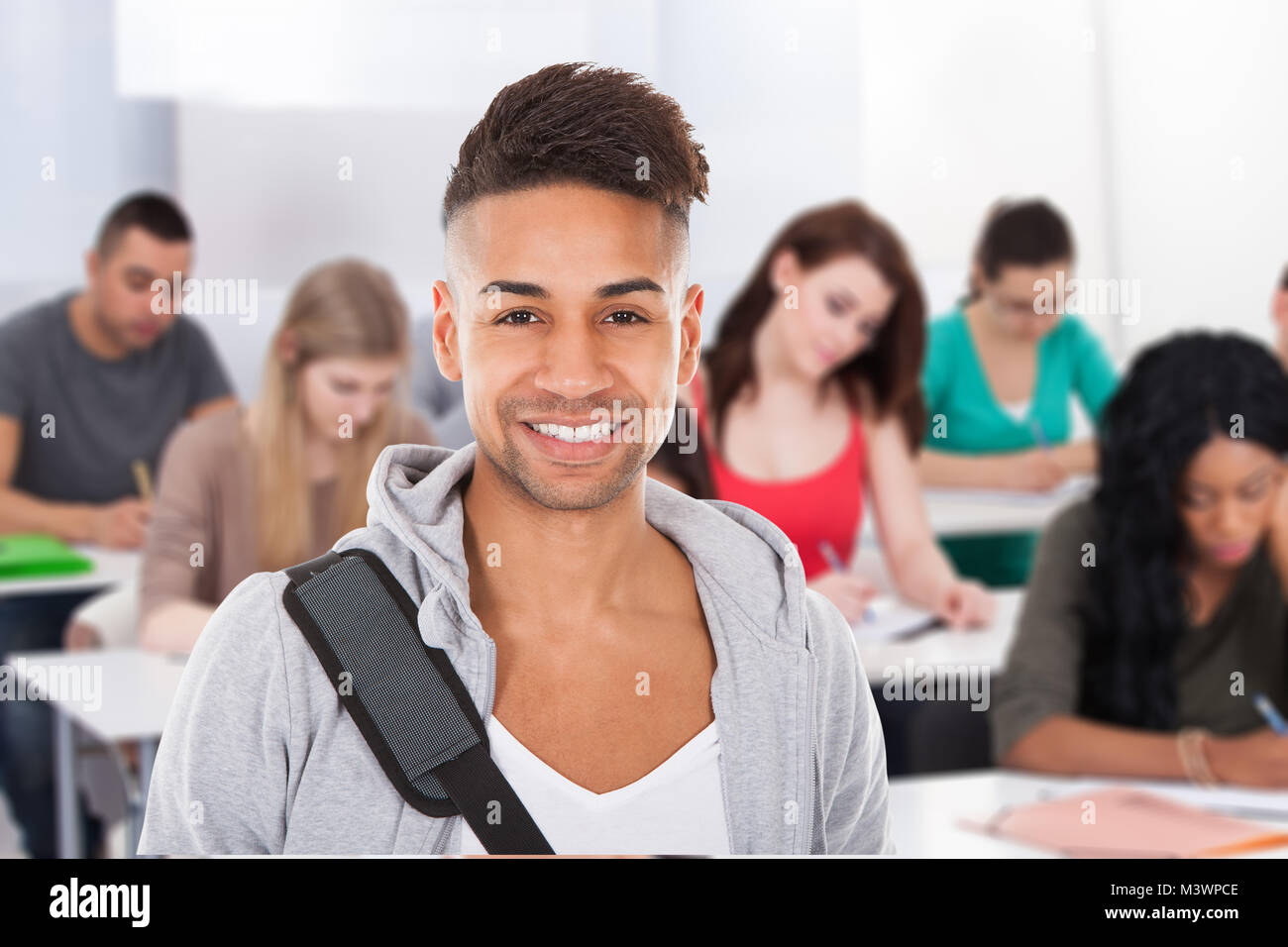 Black students classroom university hi-res stock photography and images ...