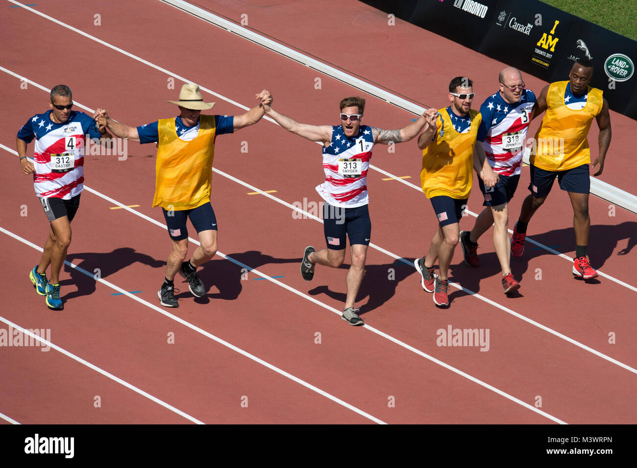 Team US visually impaired runners join hands to finish their 1500 meter ...