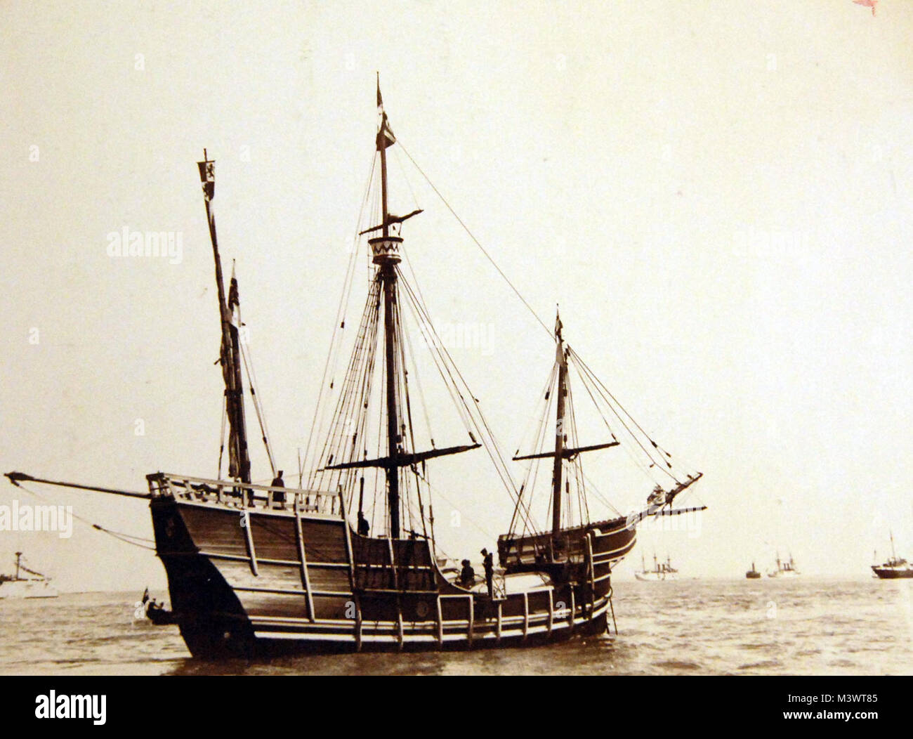 Lot-3906-6: Spanish Caravel Pinta, Replica, 1892. These were brought ...