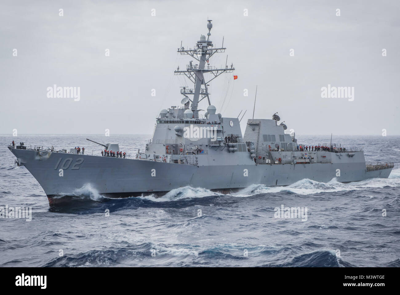 171013-N-MJ135-2026 PACIFIC OCEAN (Oct. 13, 2017) The Arleigh Burke ...