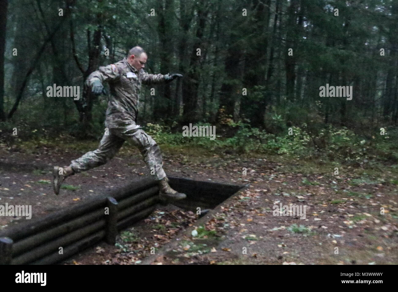 U.S. Army photo by Staff Sgt. Samuel Northrup 171121-A-GJ352-0005 by 1 ...