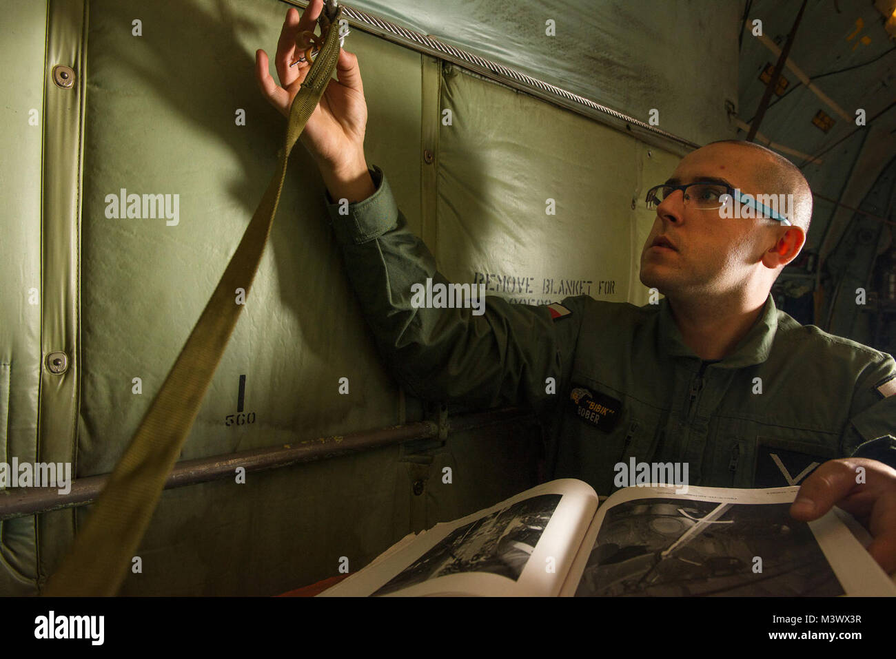 C 130 simulator hi-res stock photography and images - Alamy