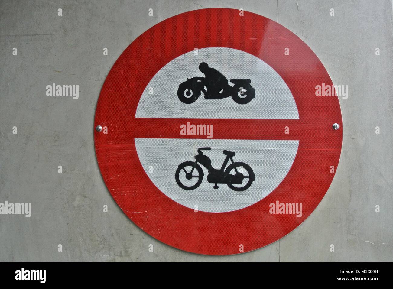 Road traffic signs and road names Stock Photo - Alamy