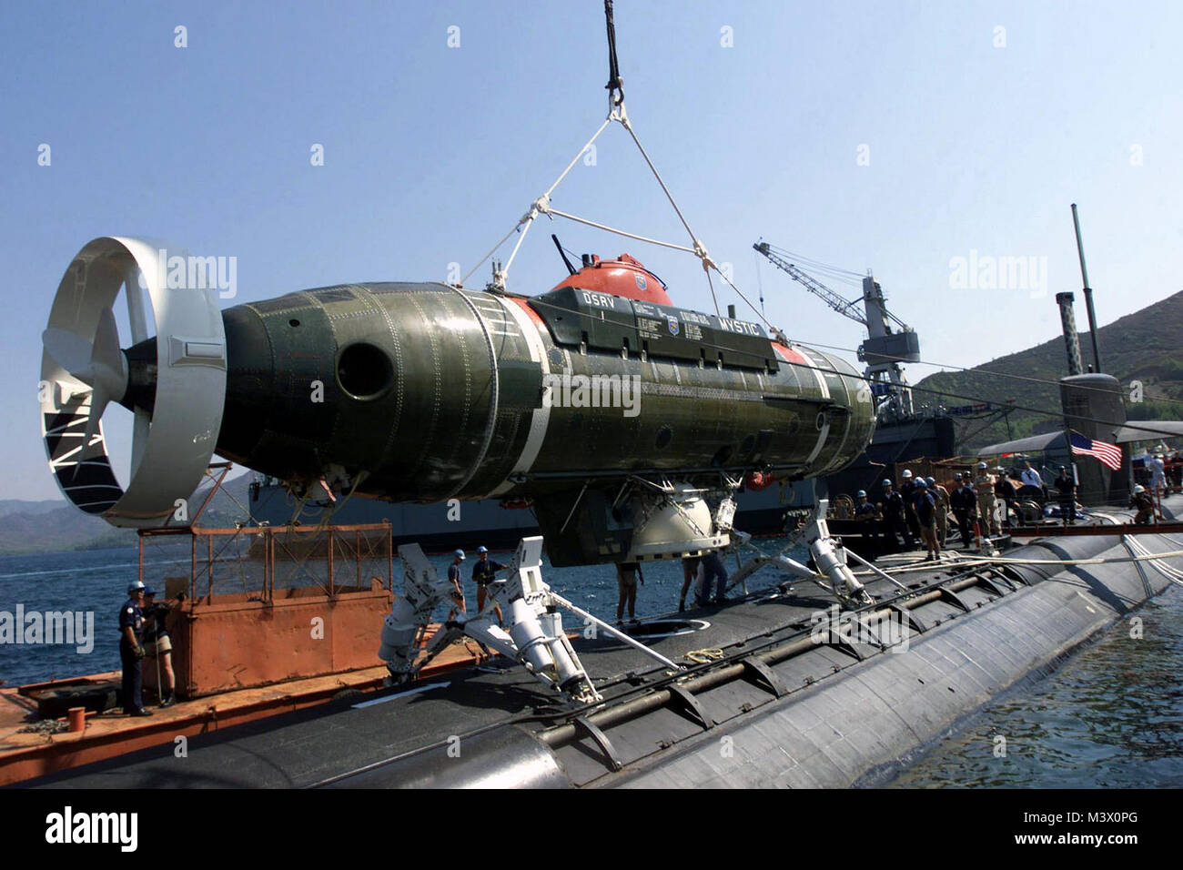 Dsrv loaded hi-res stock photography and images - Alamy