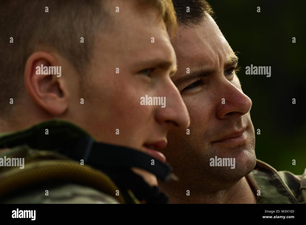 Buried robot hi-res stock photography and images - Alamy