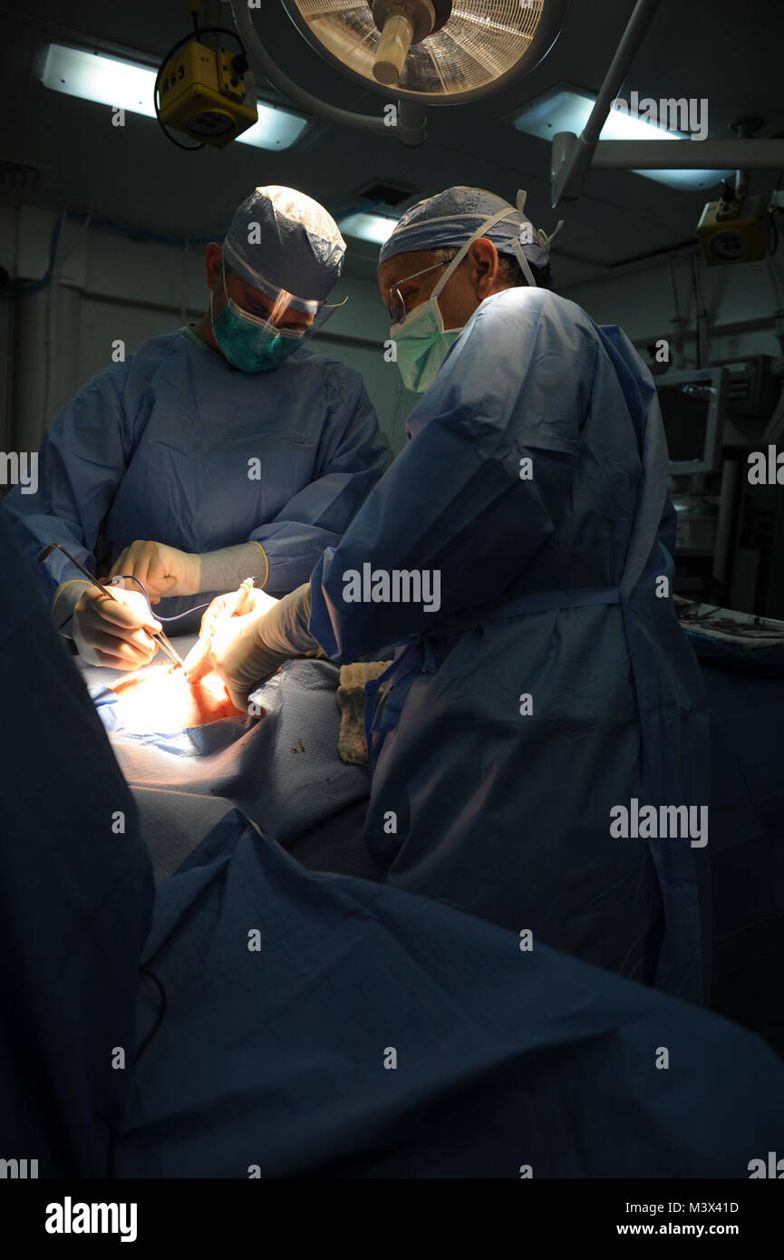 Death of ships surgeon hi-res stock photography and images - Alamy