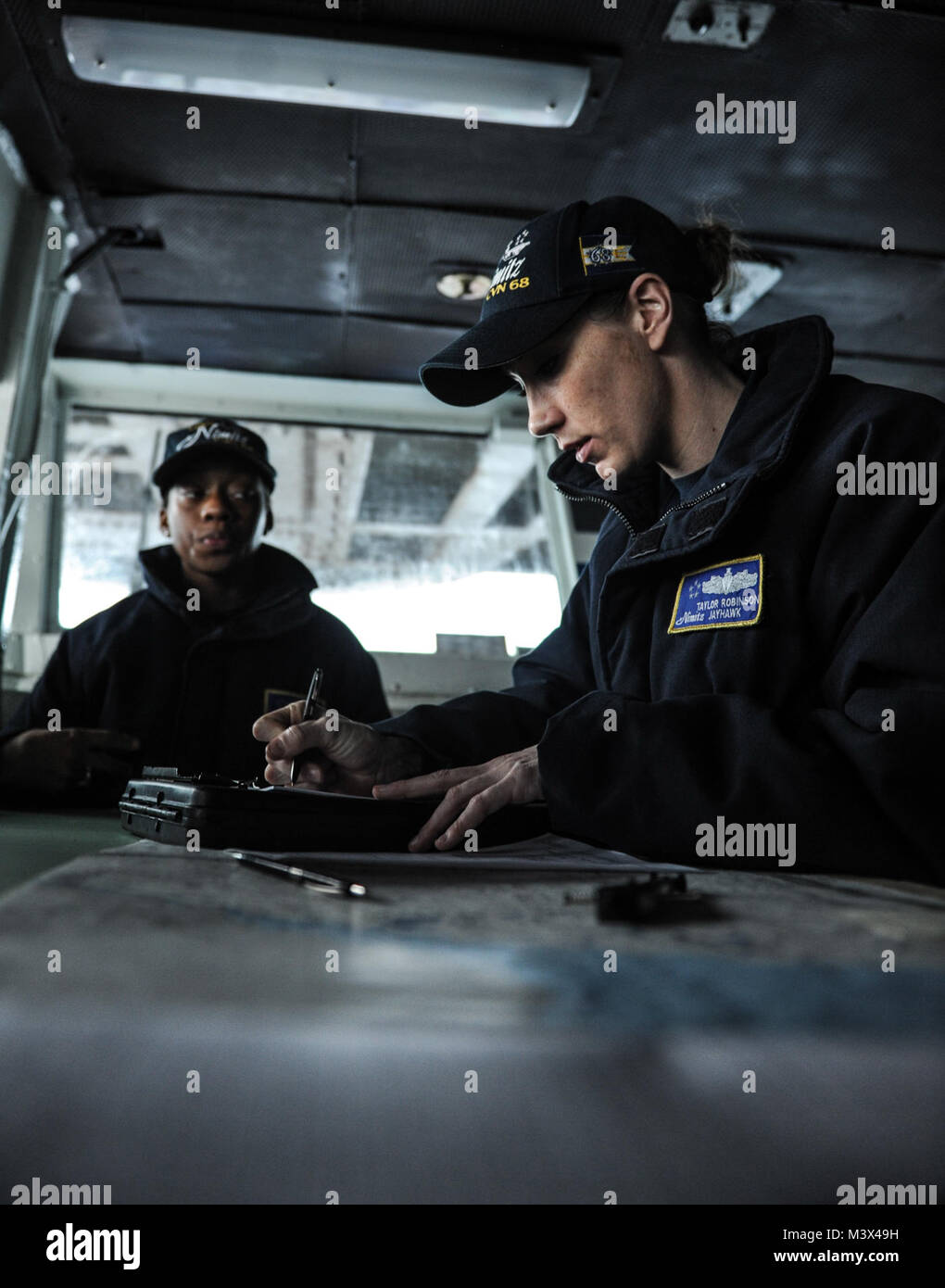 SOUTH CHINA SEA (Nov. 21, 2013) Quartermaster 3rd Class Taylor Robinson ...
