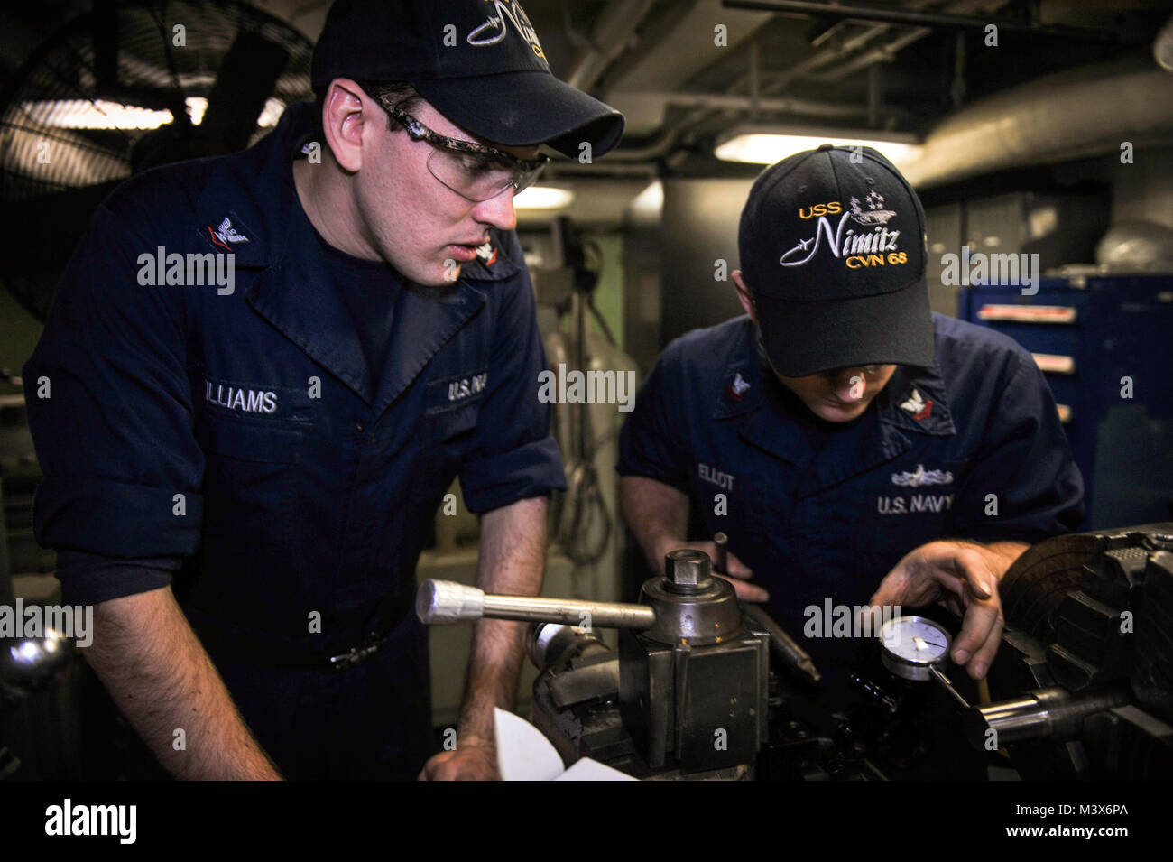 Andrew elliot hi-res stock photography and images - Alamy