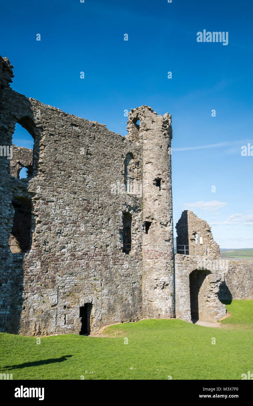 Llansteffan castle hi-res stock photography and images - Alamy