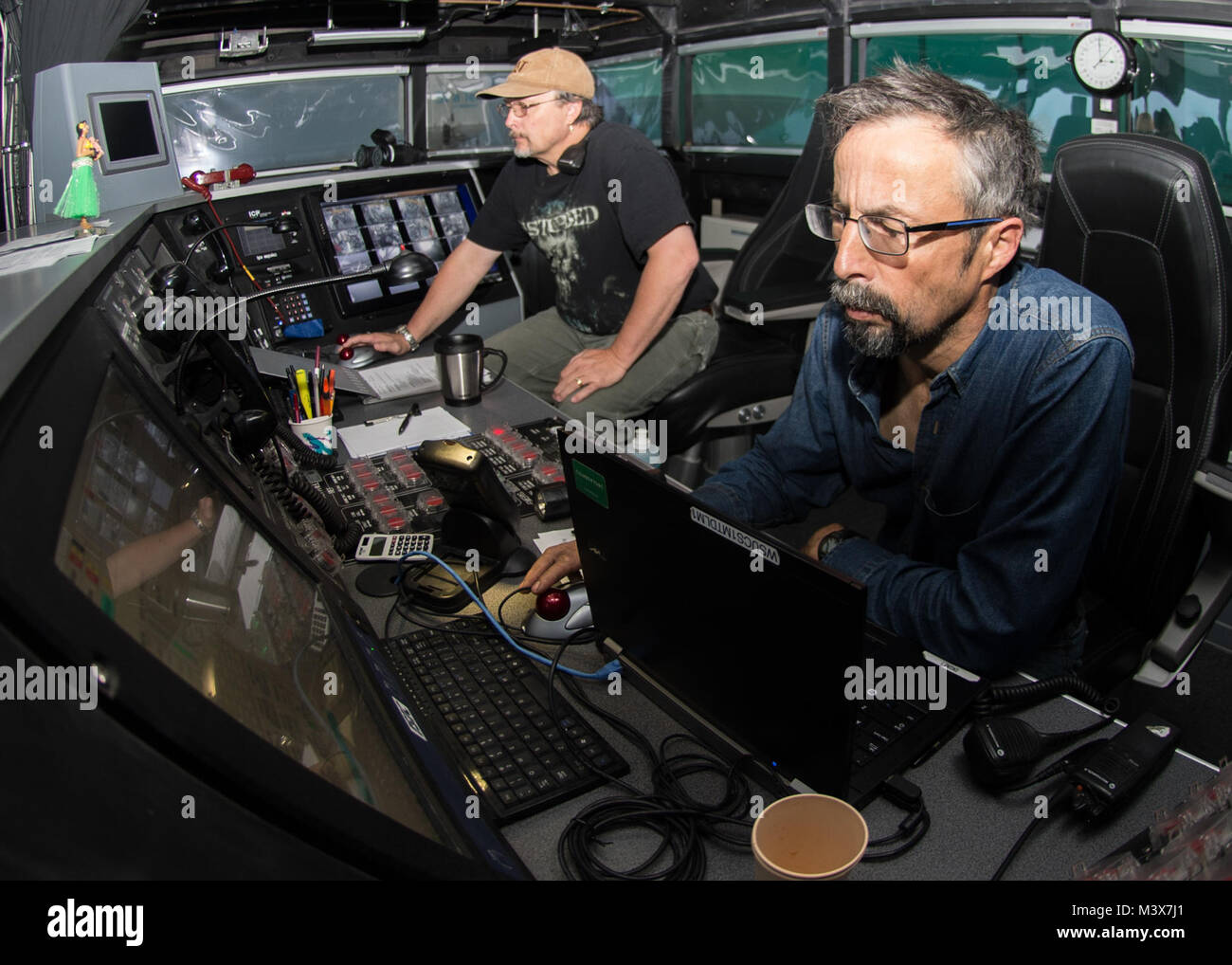 Ship maint hi-res stock photography and images - Alamy