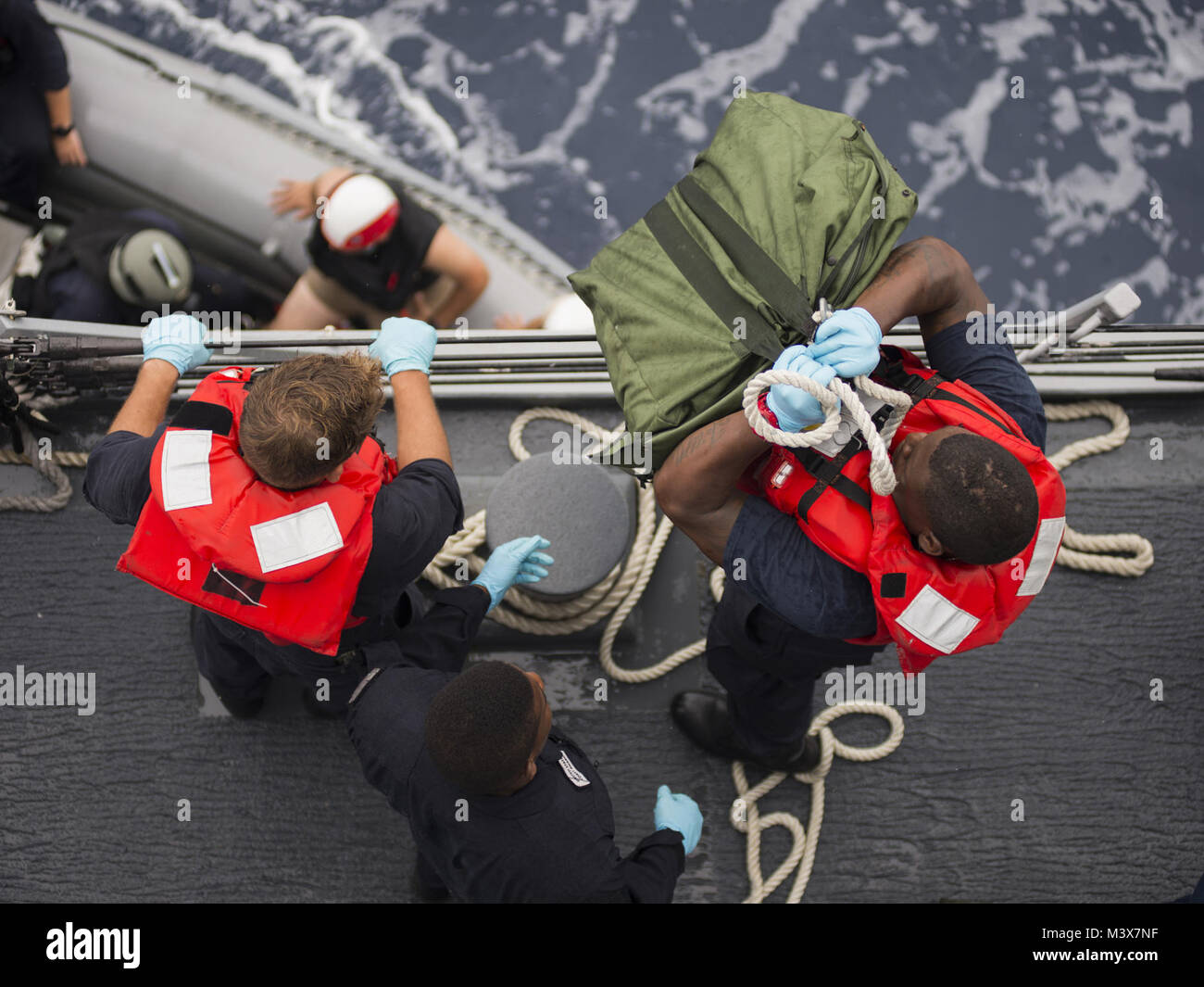 Guided missile frigate interdiction operation hi-res stock photography ...