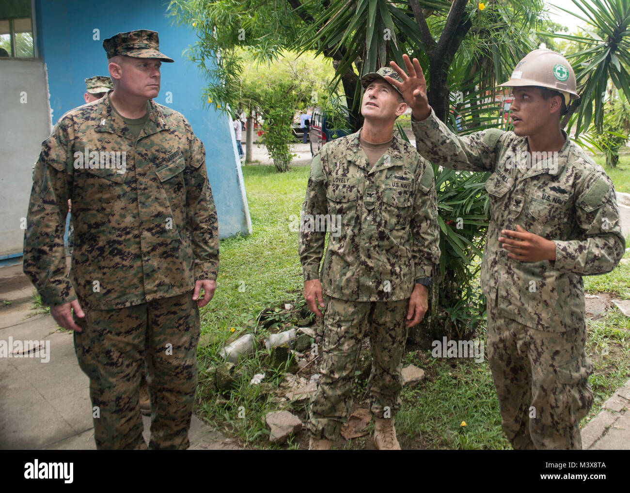 140729-N-QY430-018 PUERTO BARRIOS, Guatemala (July 29, 2014) U.S ...
