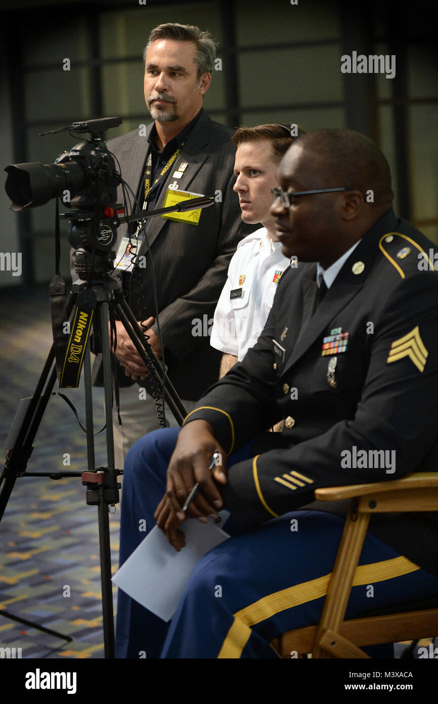 Members of the Defense Media Activity conduct interview with Lt. Gen ...