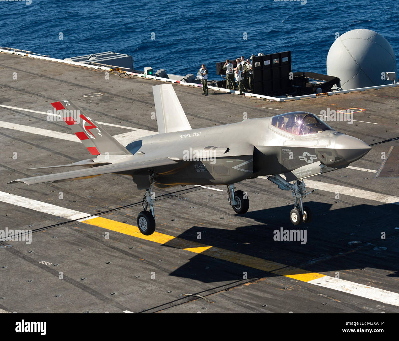 CF-05 FLT 94. Catapults and Arrestments aboard USS Nimitz on 05 ...