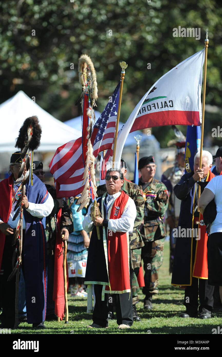 141108-D-FW736-051 -- Native Americans from various tribes display ...