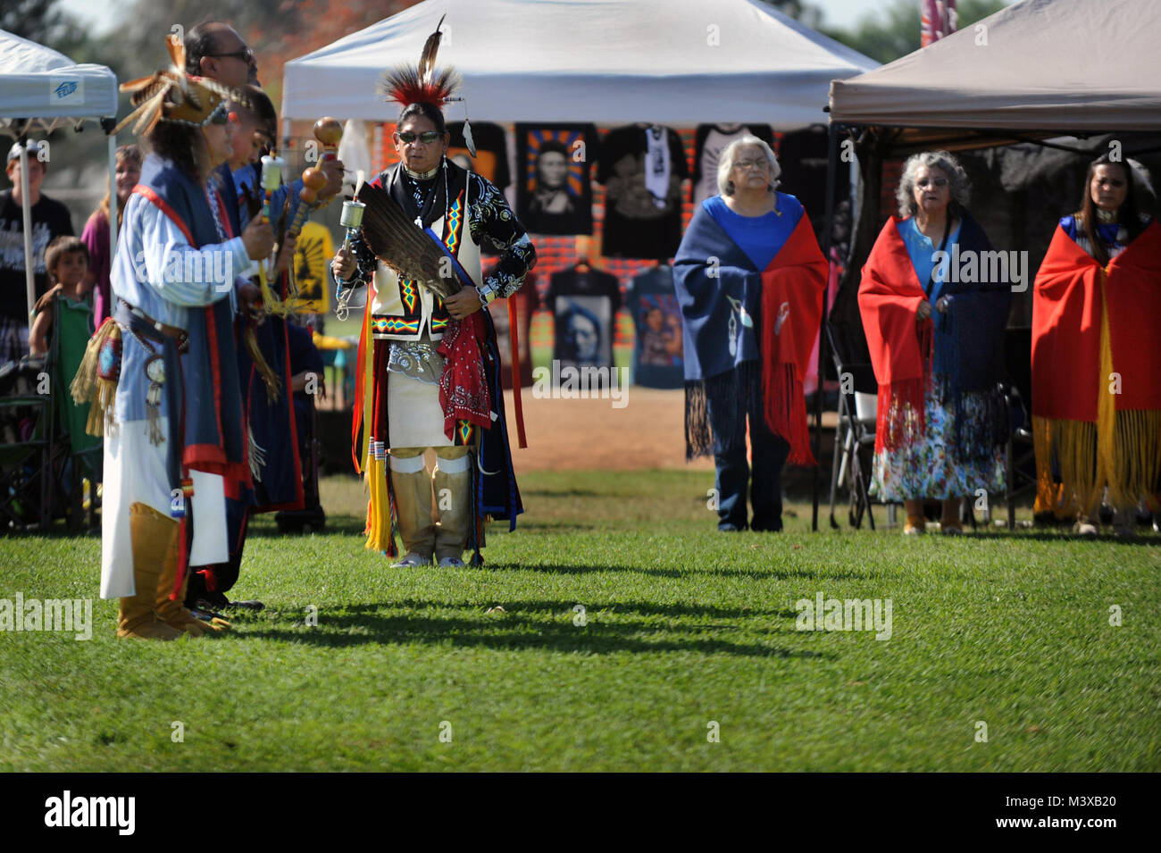 141108-D-FW736-031 -- Native Americans from various tribes display ...
