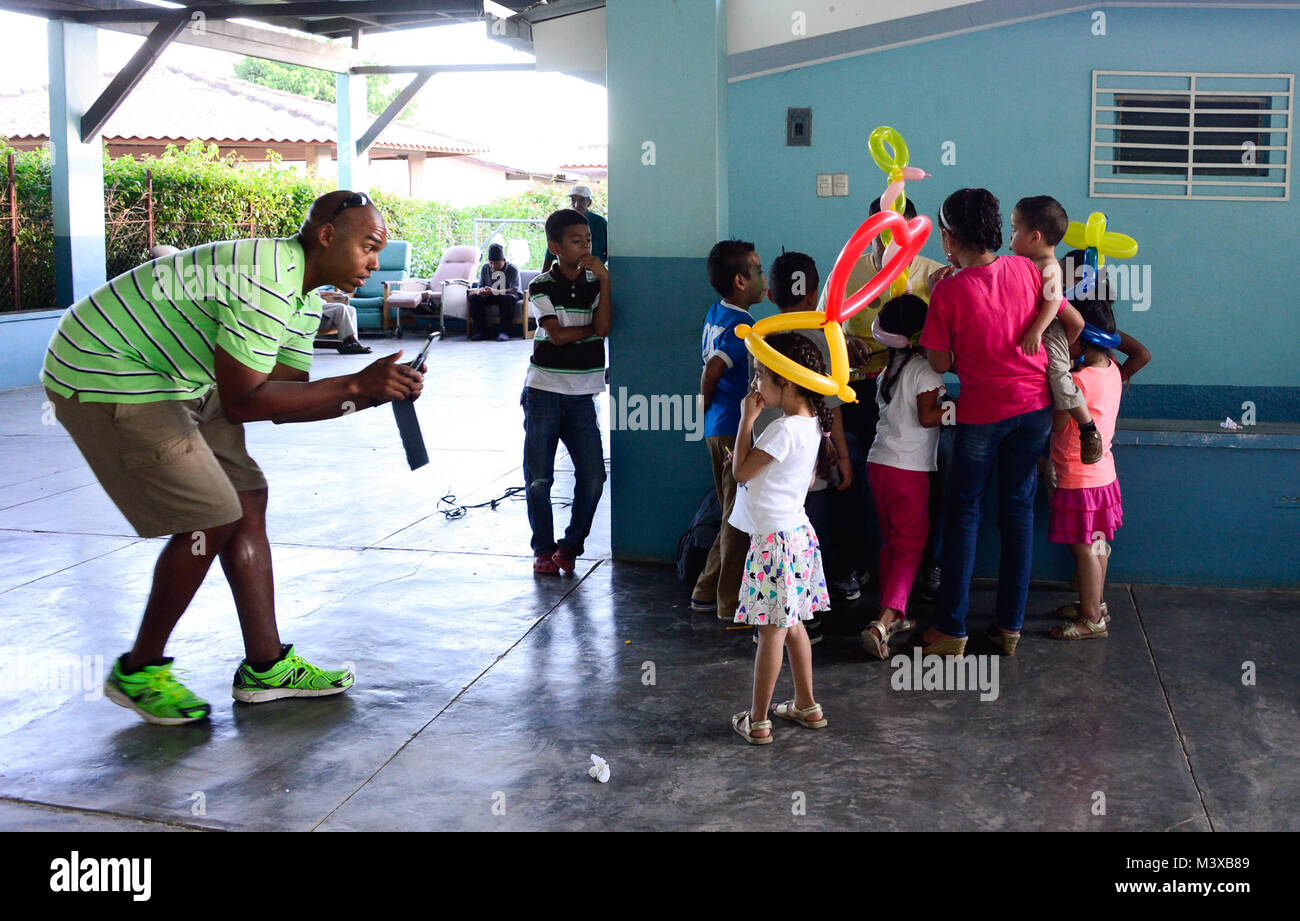 U.S. Army Maj. Darwin Maull, Joint Task Force-Bravo operations ...