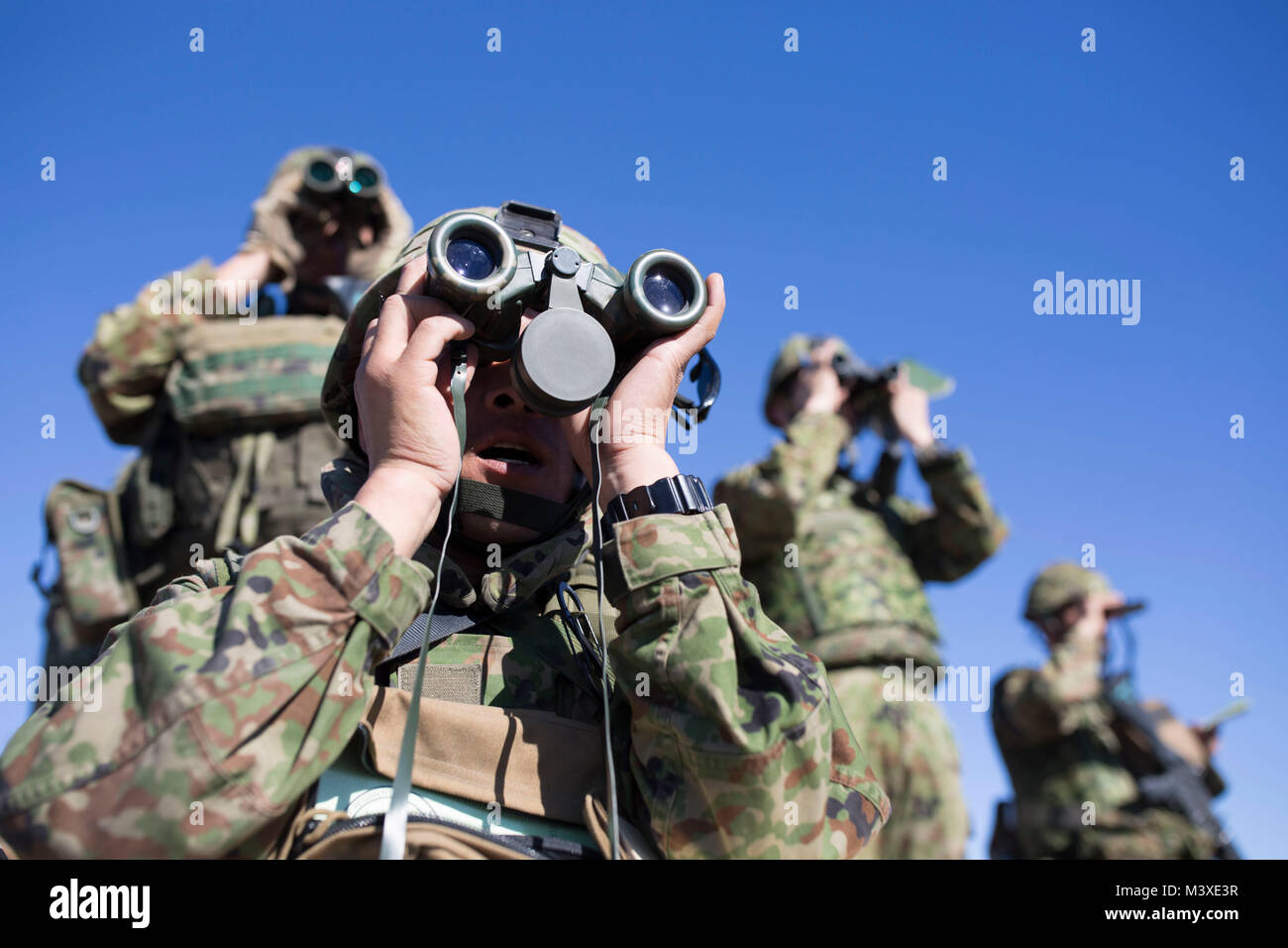 Marine soldier with binoculars hi-res stock photography and images - Alamy