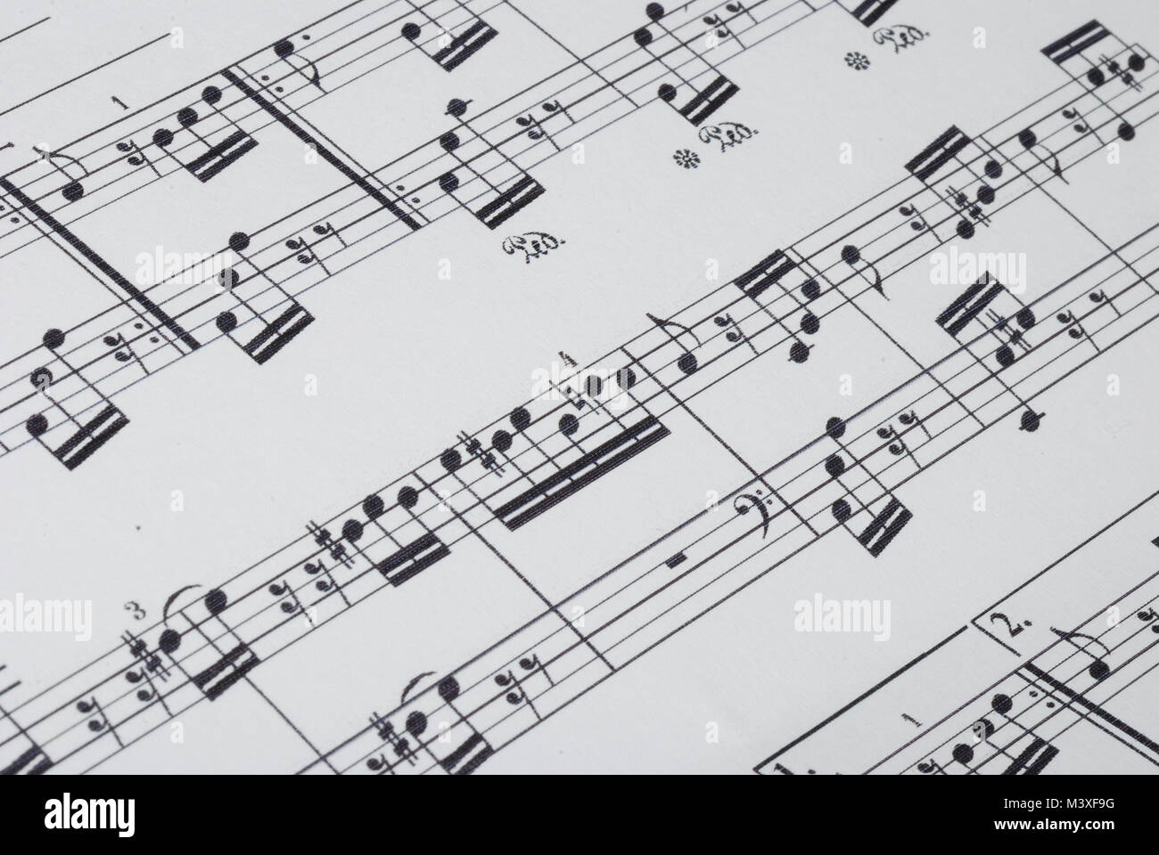 many music notes on a sheet for the concert and orchestra beginning ...