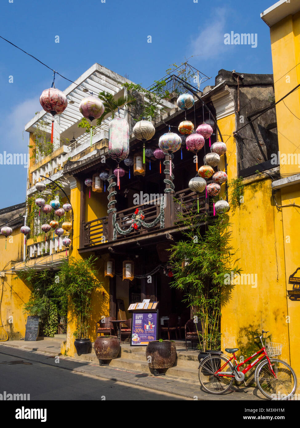 2017 building hi-res stock photography and images - Alamy