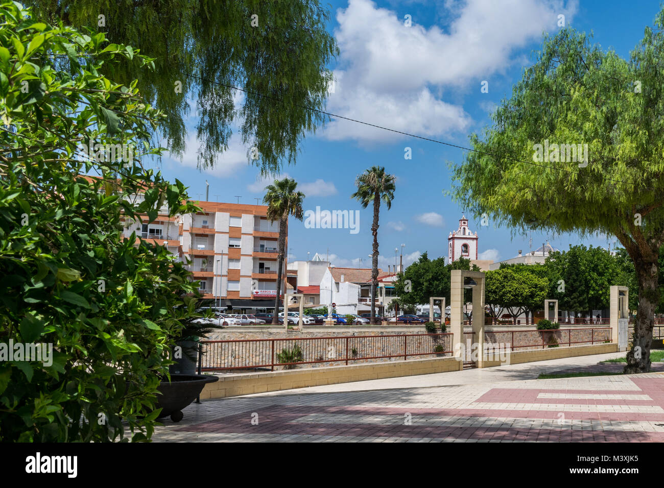Rojales, Spain' Río Segura, 20th agust 2017 Walk round small southern ...