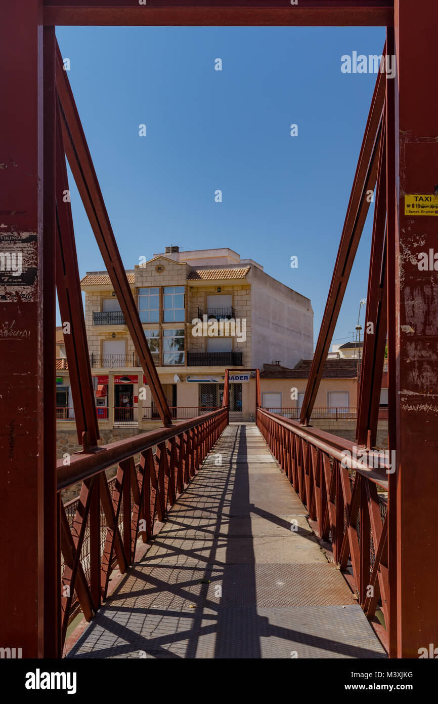 Rojales, Spain' Río Segura, 20th agust 2017 Walk round small southern ...