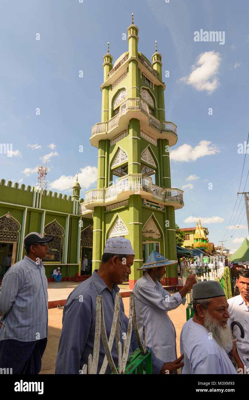 Hpa-An: mosque, , Kayin (Karen) State, Myanmar (Burma Stock Photo - Alamy