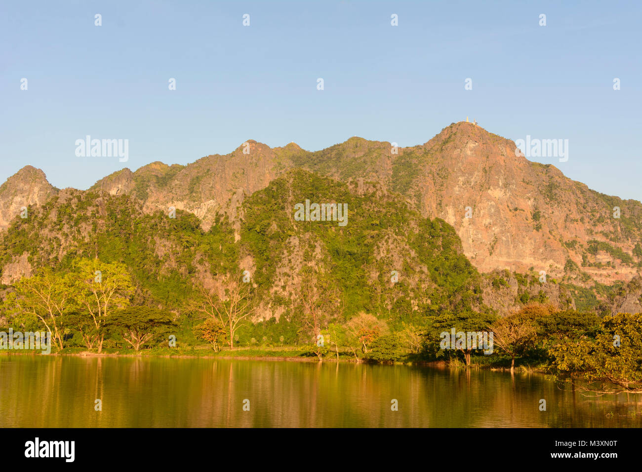 Hpa-An: Kyauk Kalap Buddhist monastery, pagoda, lake, mountain mount Mt ...