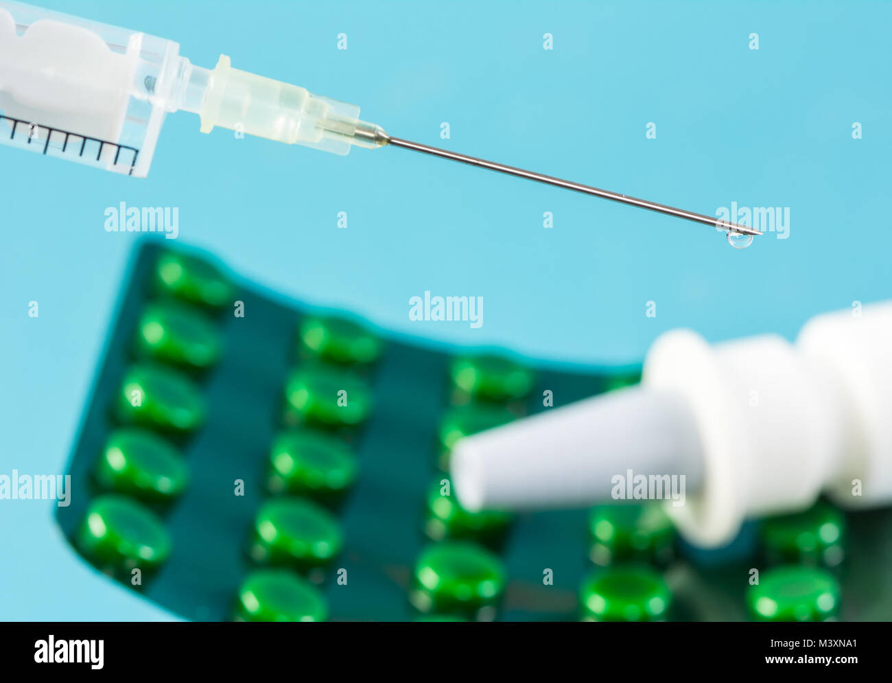 Tablets injection hi-res stock photography and images - Alamy