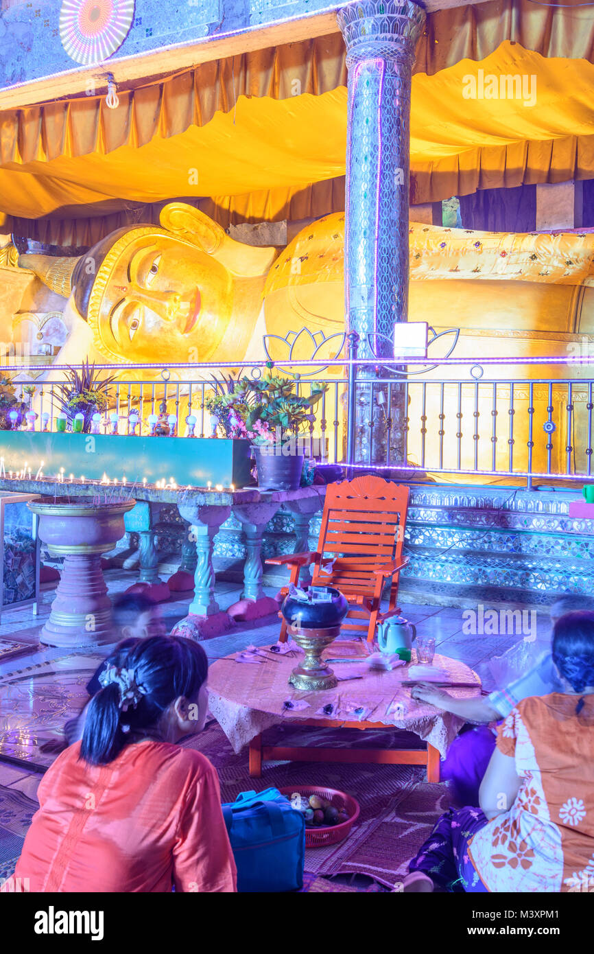 Sadan cave buddhism hi-res stock photography and images - Alamy