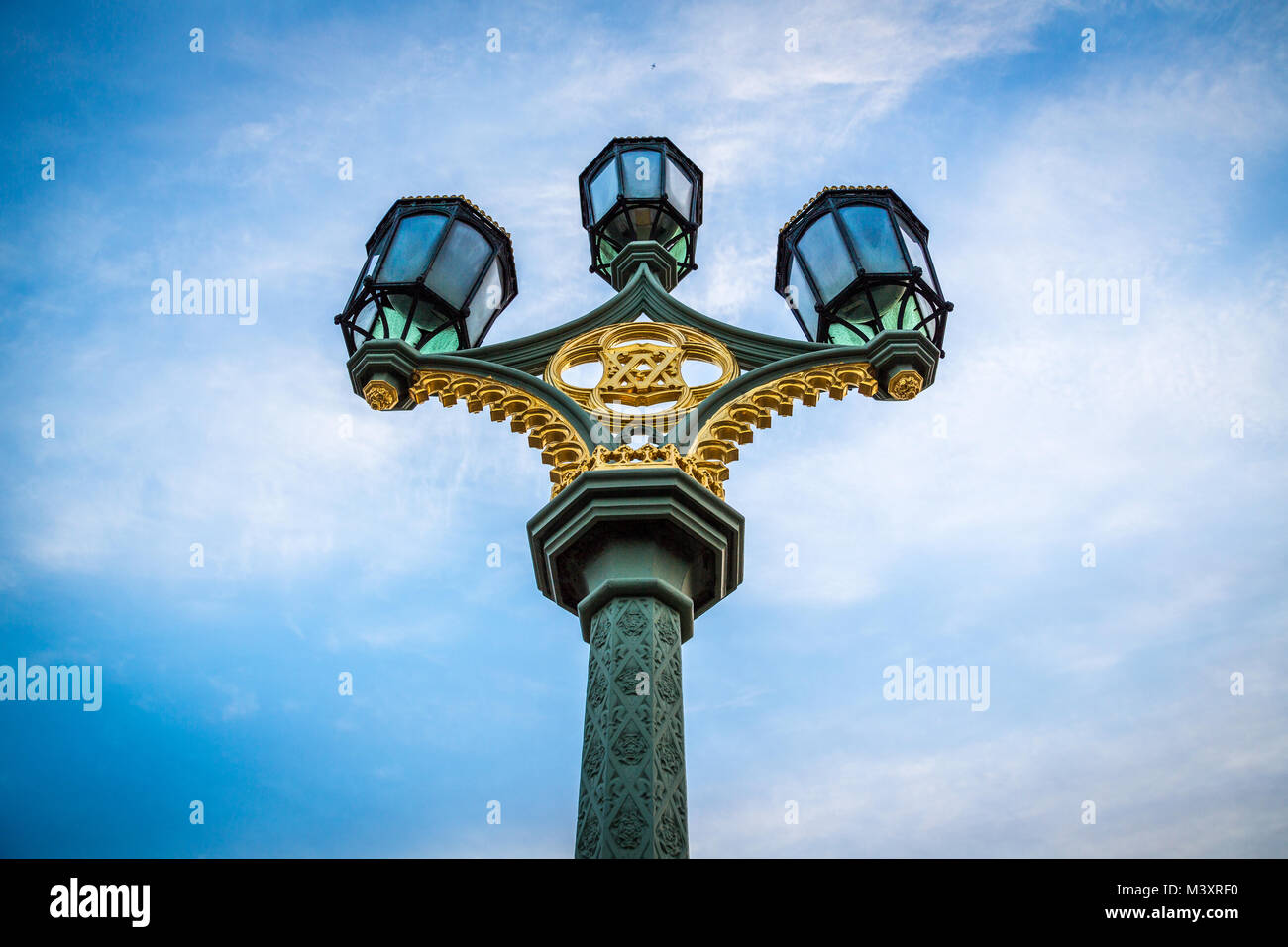 Lamp post at westminster hi-res stock photography and images - Alamy