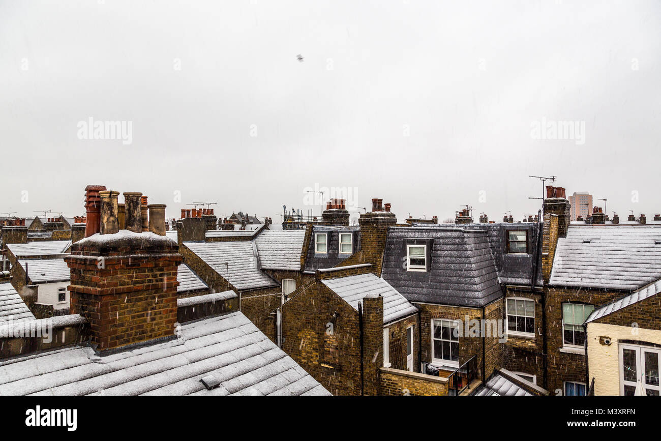 London Terrace roof with snow Stock Photo - Alamy