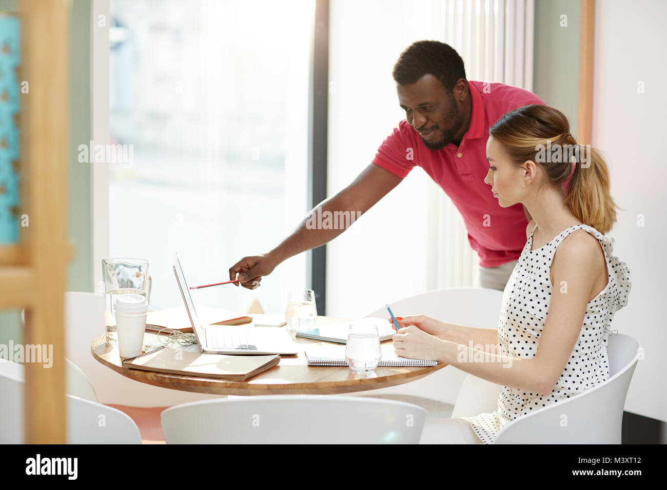 Business woman important presentation hi-res stock photography and ...