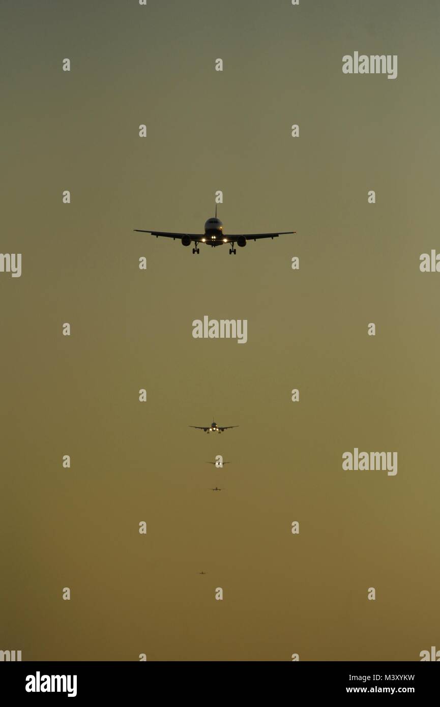 Aircraft, airport, airshow, Farnborough England Stock Photo - Alamy