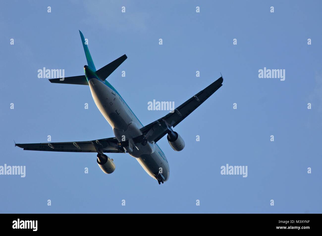 Aircraft, airport, airshow, Farnborough England Stock Photo - Alamy