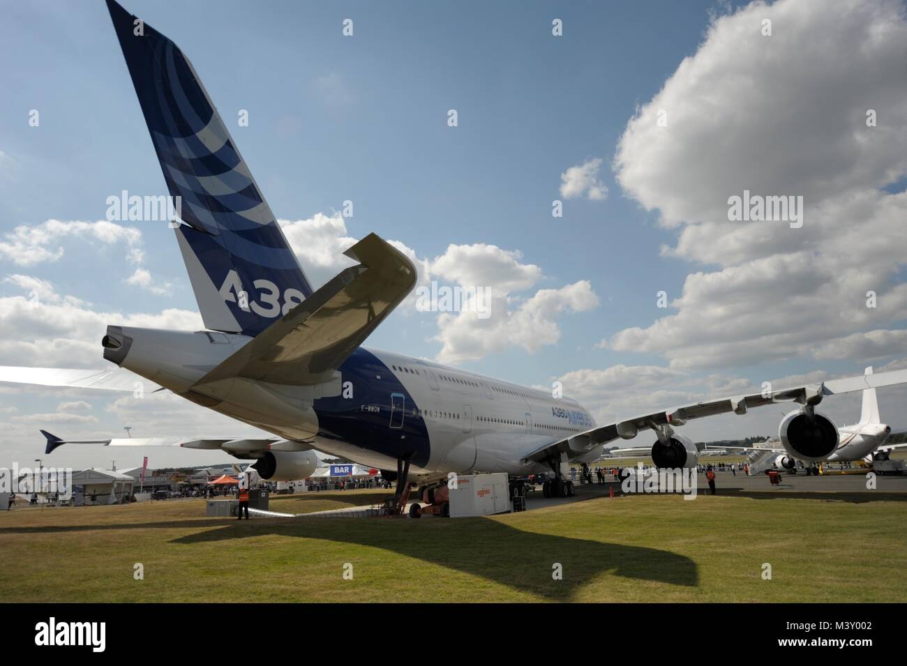 Aircraft, airport, airshow, Farnborough England Stock Photo - Alamy