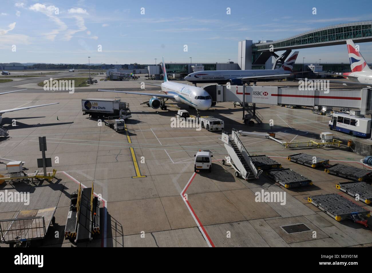 Aircraft, airport, airshow, Farnborough England Stock Photo - Alamy