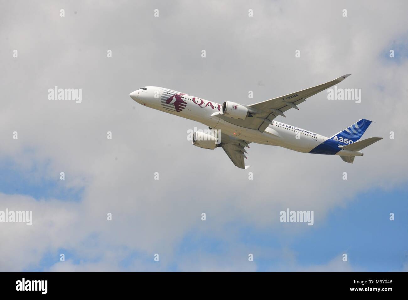Aircraft, airport, airshow, Farnborough England Stock Photo - Alamy