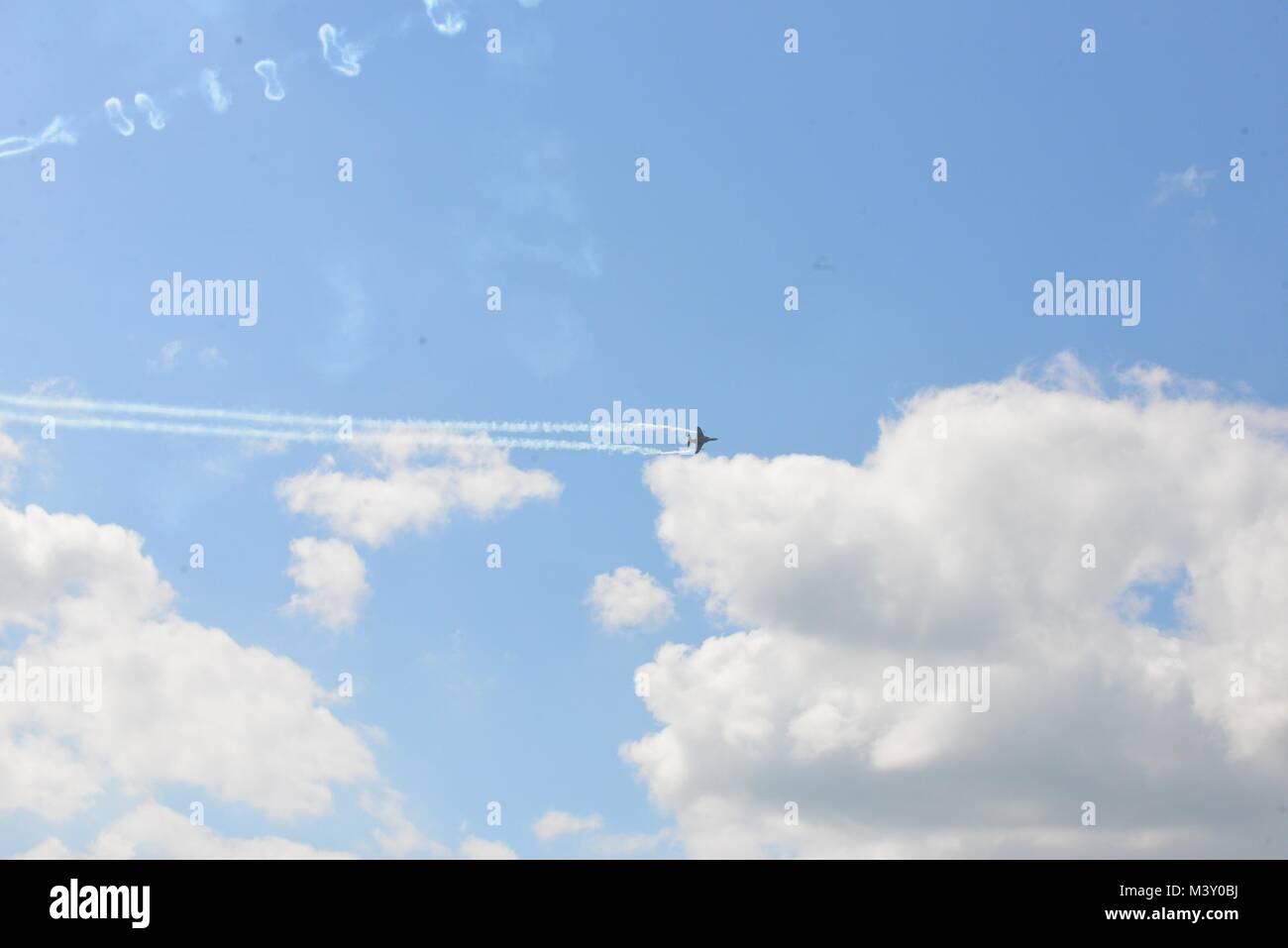 Aircraft, airport, airshow, Farnborough England Stock Photo - Alamy
