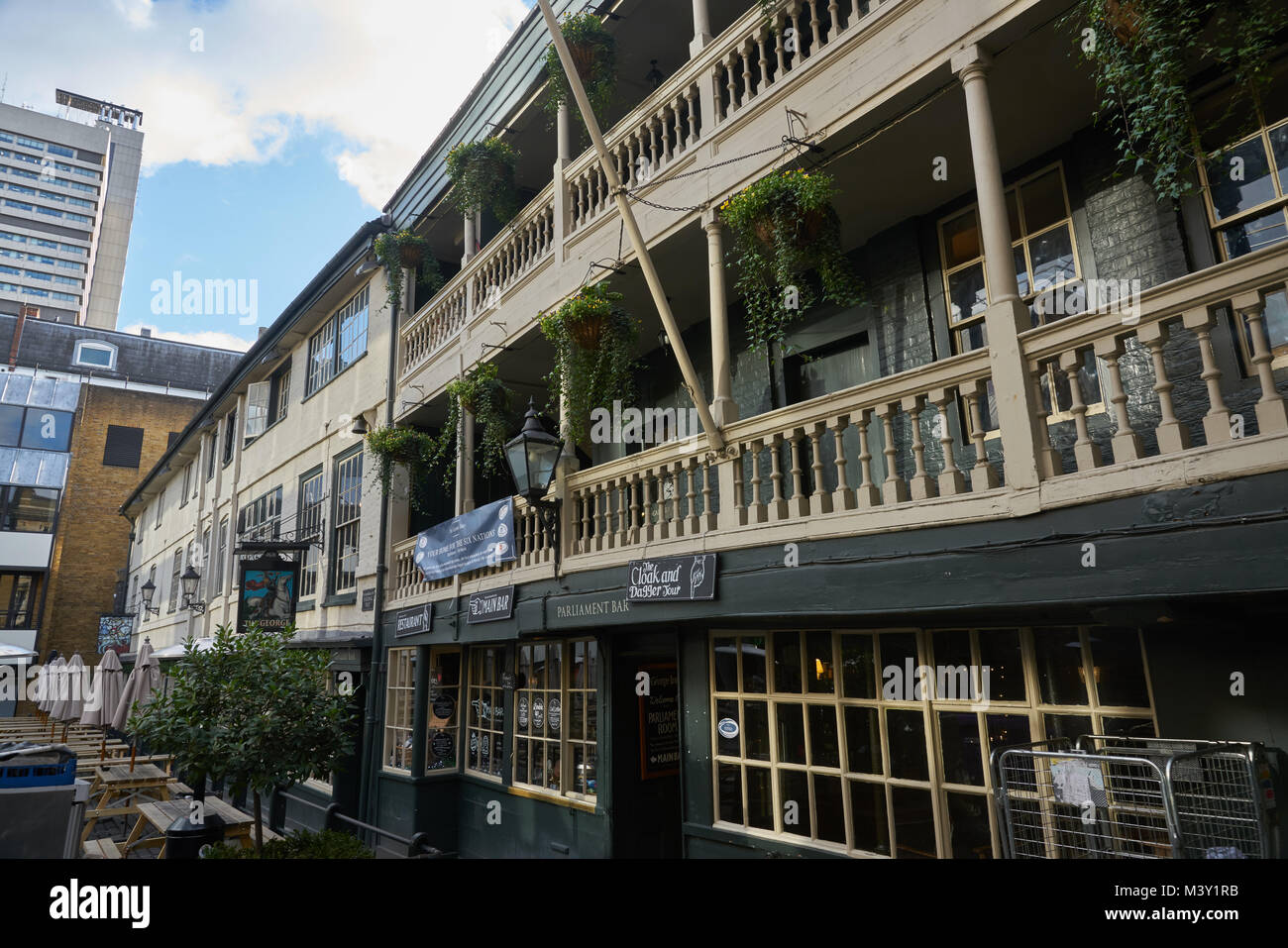 the george pub london Stock Photo - Alamy