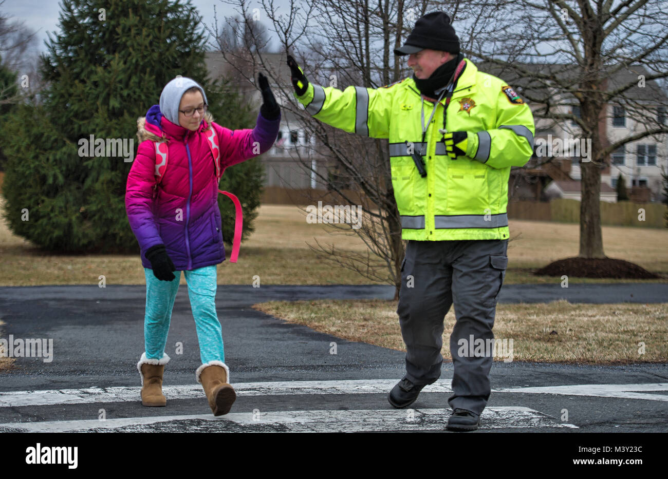 Crossing guard hi-res stock photography and images - Alamy