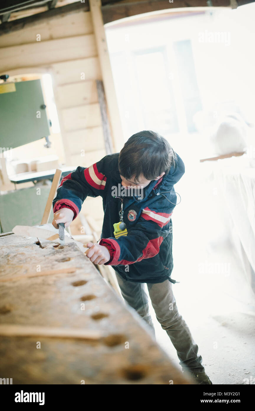 10 year old child and craft hi-res stock photography and images - Alamy