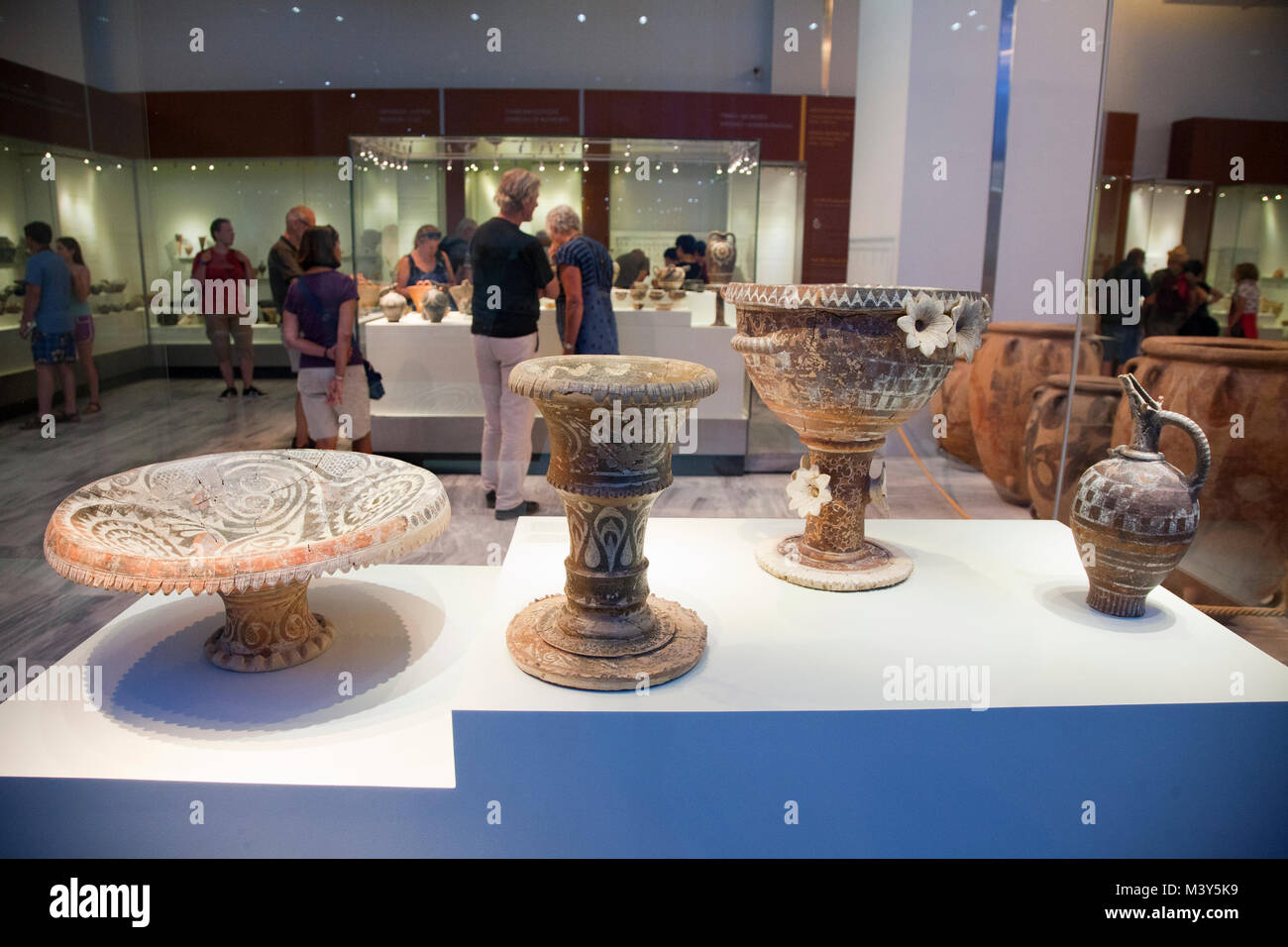 Luxury kamares vessels from the Palace of Festos dated 1800-1700 BC ...