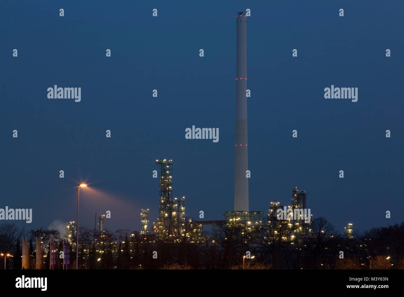 Refinery in Wesseling near Cologne, Germany Stock Photo - Alamy