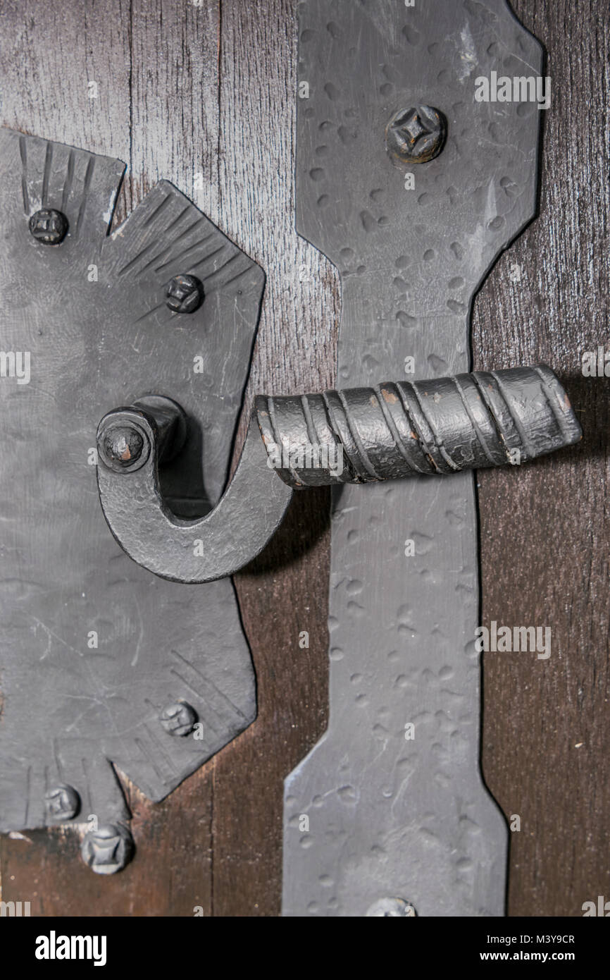 Doorhandle of medieval castle gate Stock Photo - Alamy