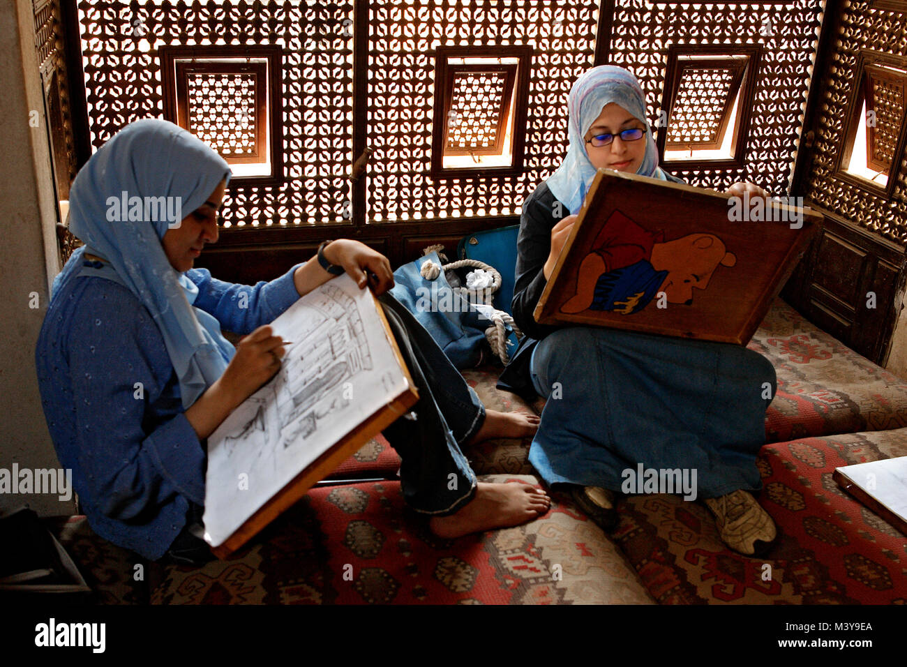 Egypt, Cairo, drawing lesson in ancient house Stock Photo - Alamy