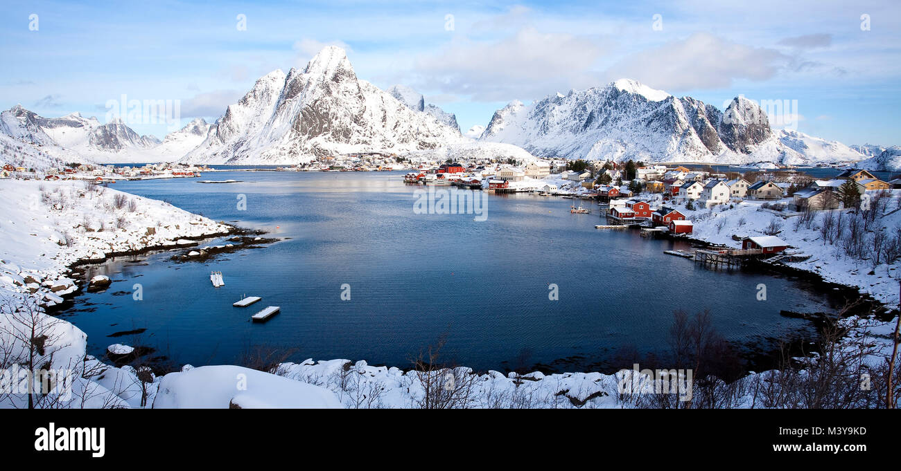 Norway, Lofoten Islands, Moskenesoya Island, village of Reine Stock ...
