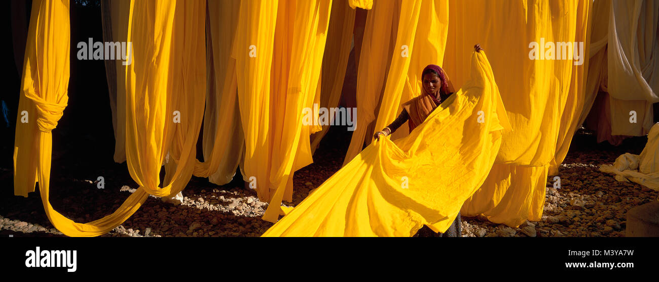 India, Rajasthan State, Sari Factory Stock Photo - Alamy
